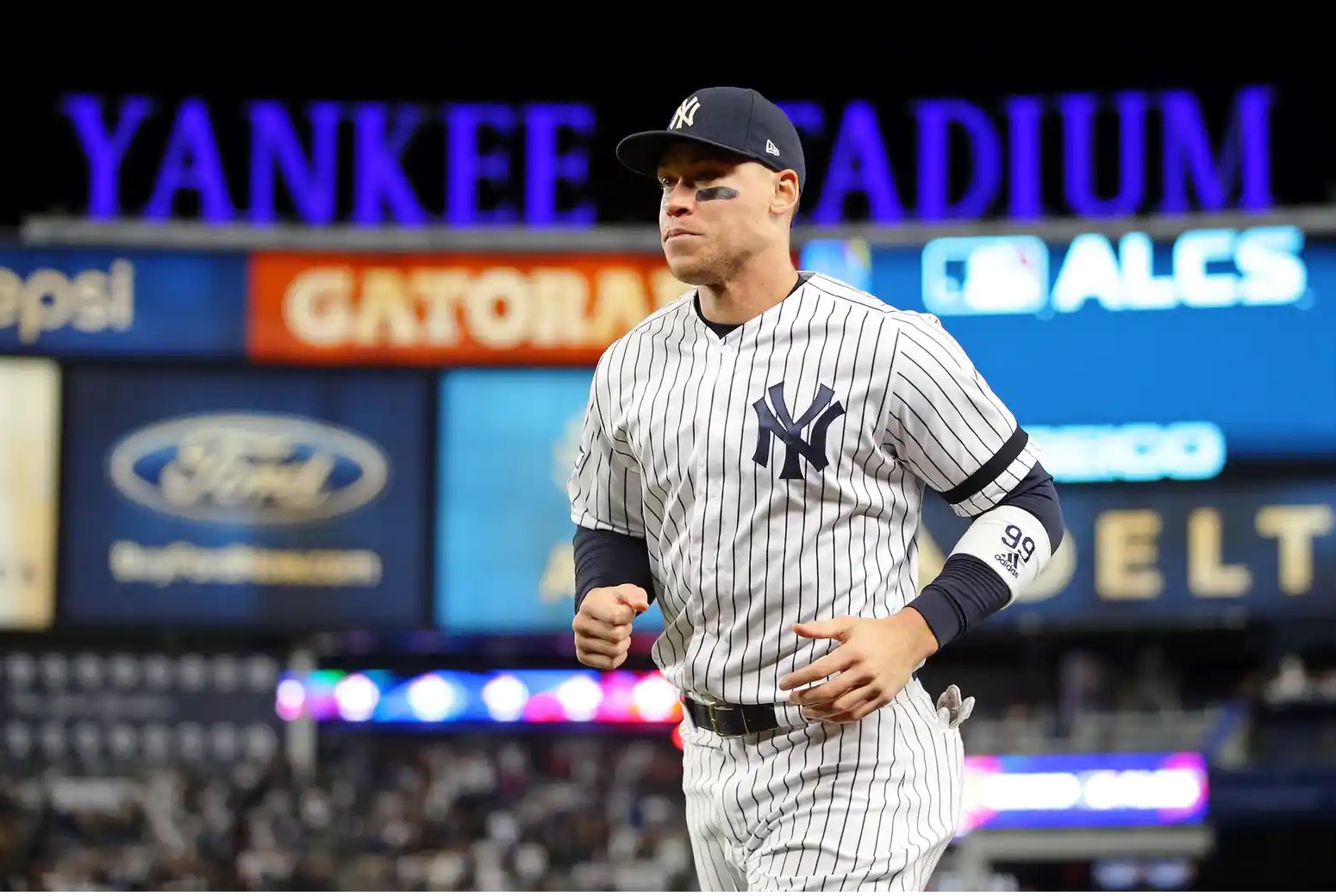 NY Yankees: Aaron Judge Could Need Surgery for Rib Fracture – Sports Buzzer